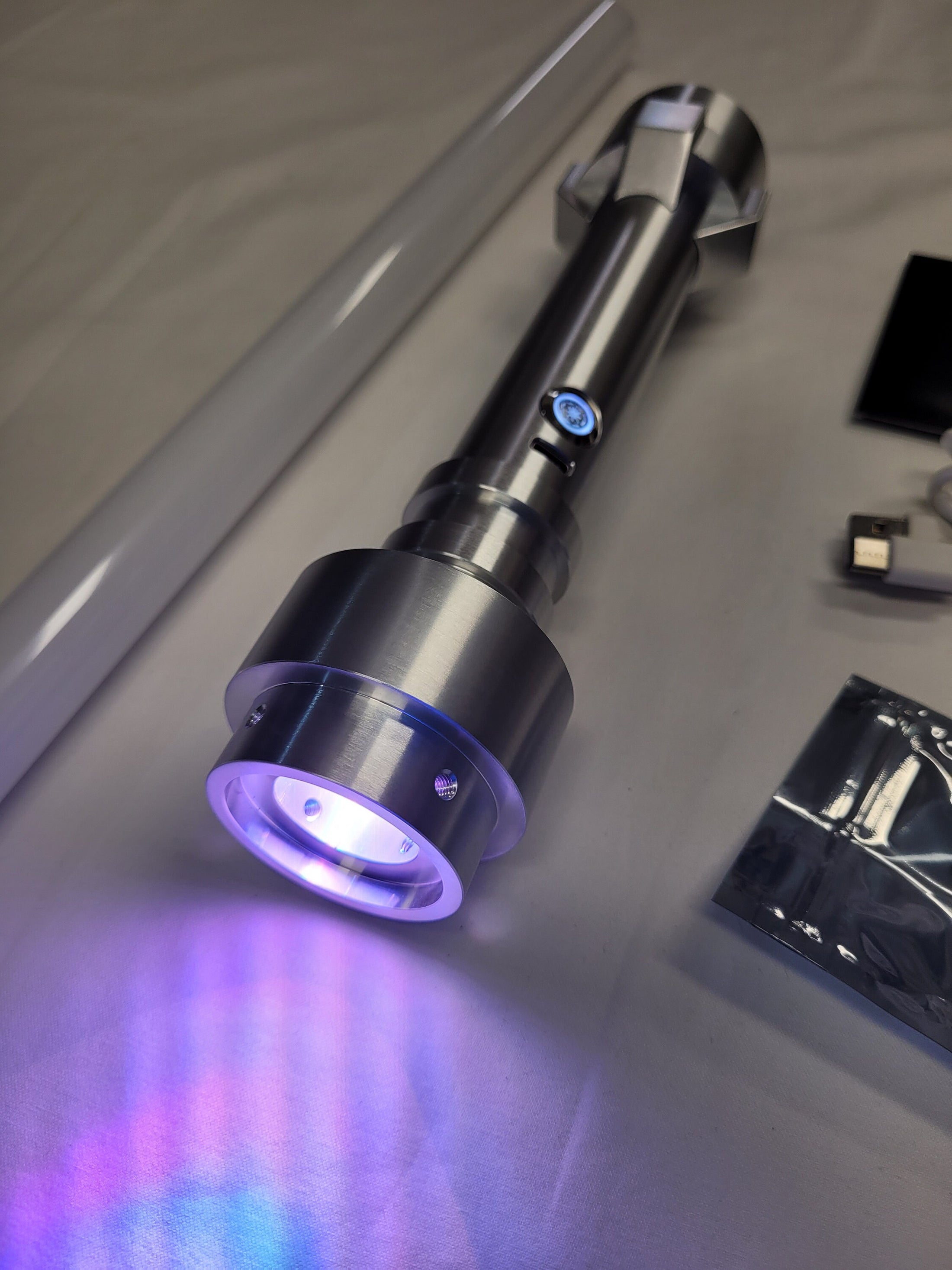 Color Change Lightsaber 16 Sound Bluetooth Dueling Saber Durable Light ...